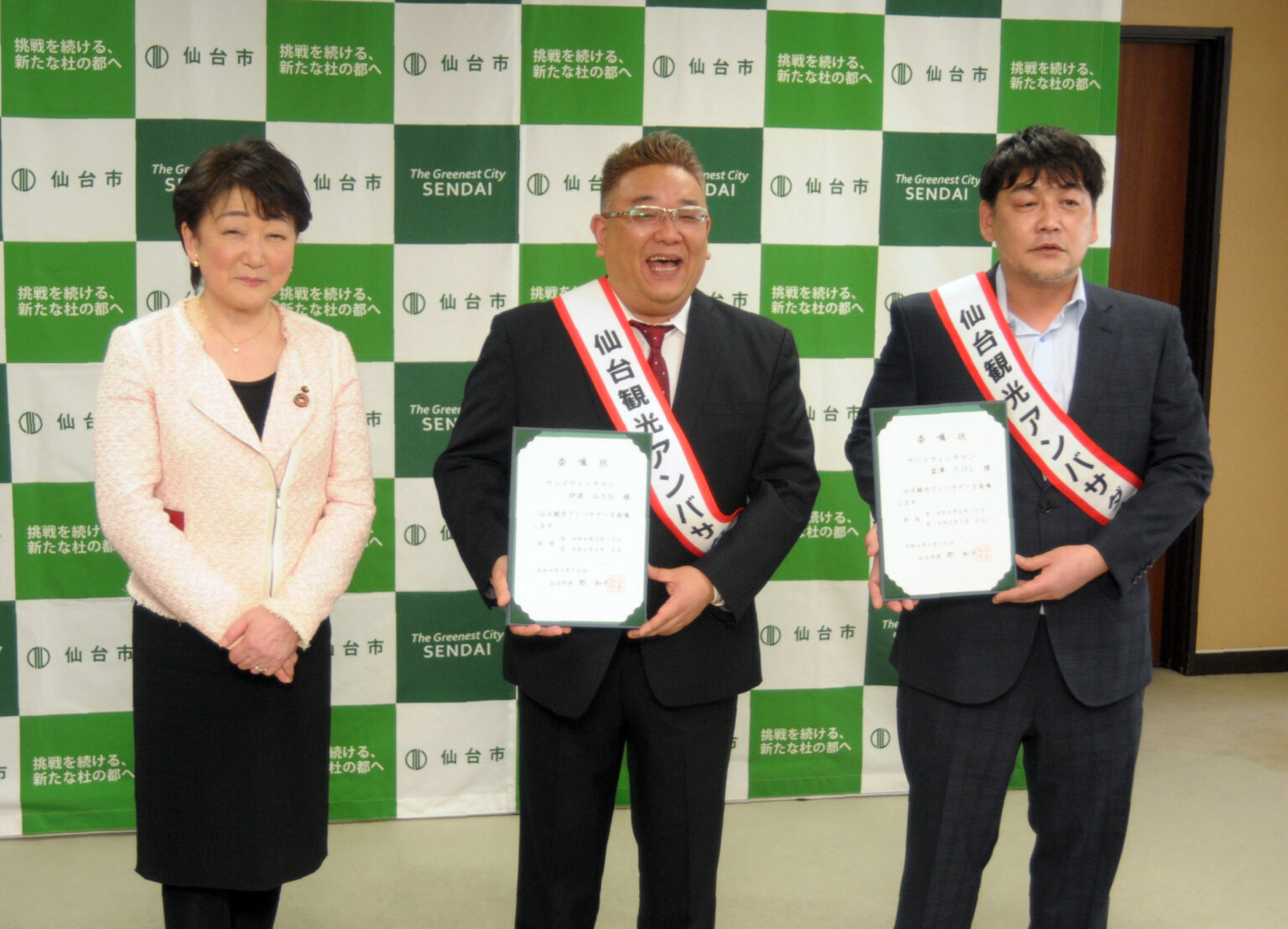 「寄り道マック」のカオス演出にSNS沸騰 – emogram[エモグラム]