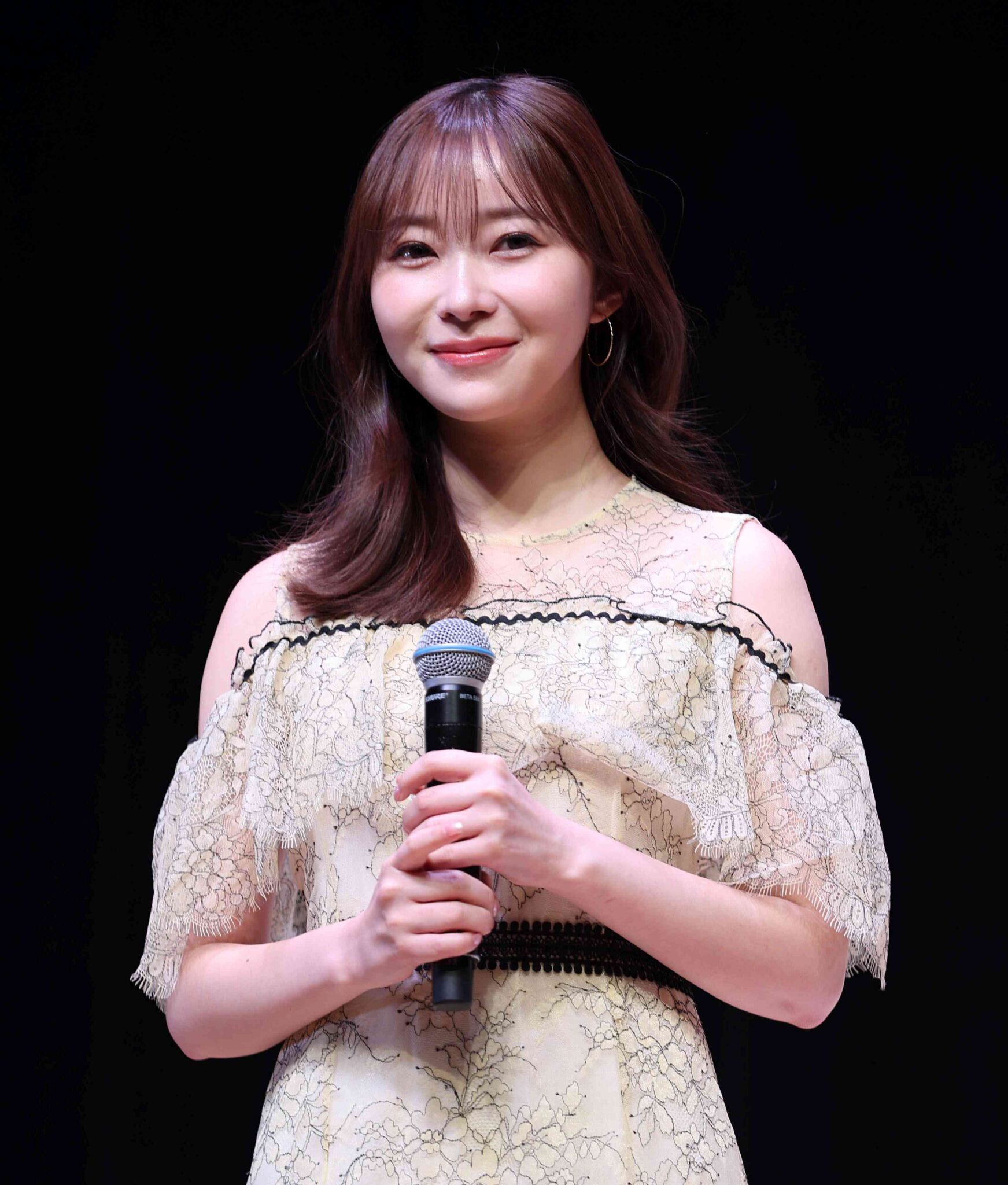 「30代の今がいちばん好き」田中みな実×指原莉乃、年齢重ねる楽しさ語るぶっちゃけトークに賛辞の声 – emogram[エモグラム]