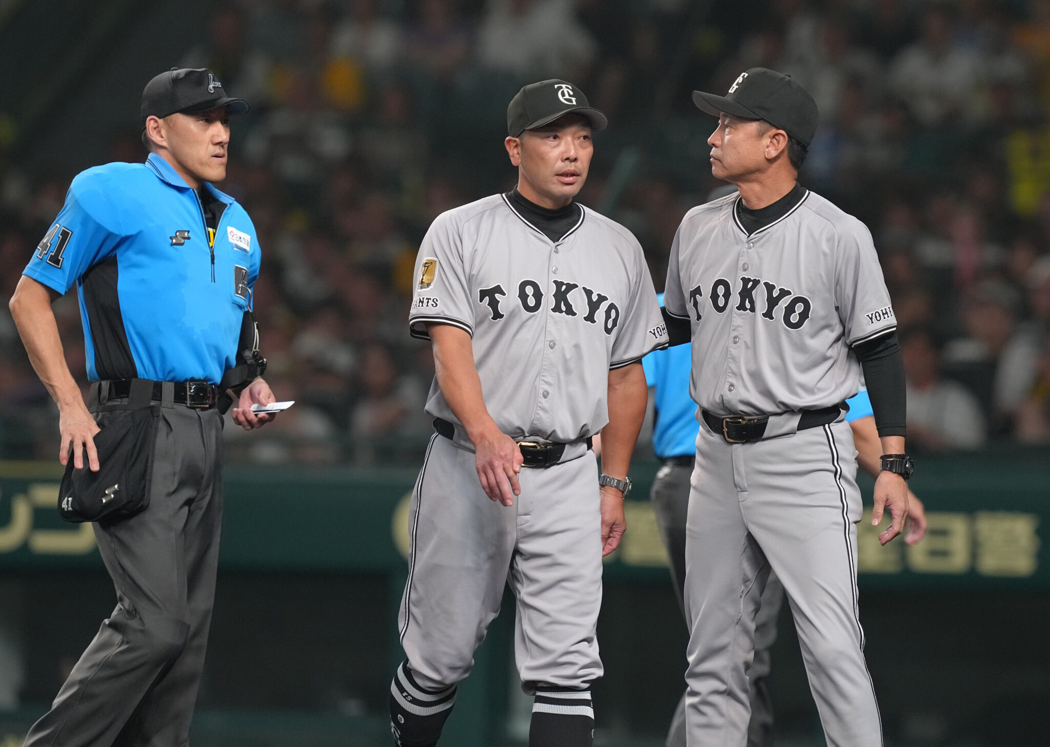 阿部慎之助、巨人監督として51年ぶり退場処分 SNS同情も「判定が覆ってショックなのは分かる」 – emogram[エモグラム]