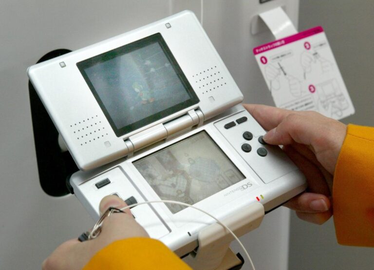 キヨが平成女児世代に刺さる名作ゲームをプレー、コメント殺到 – emogram[エモグラム]