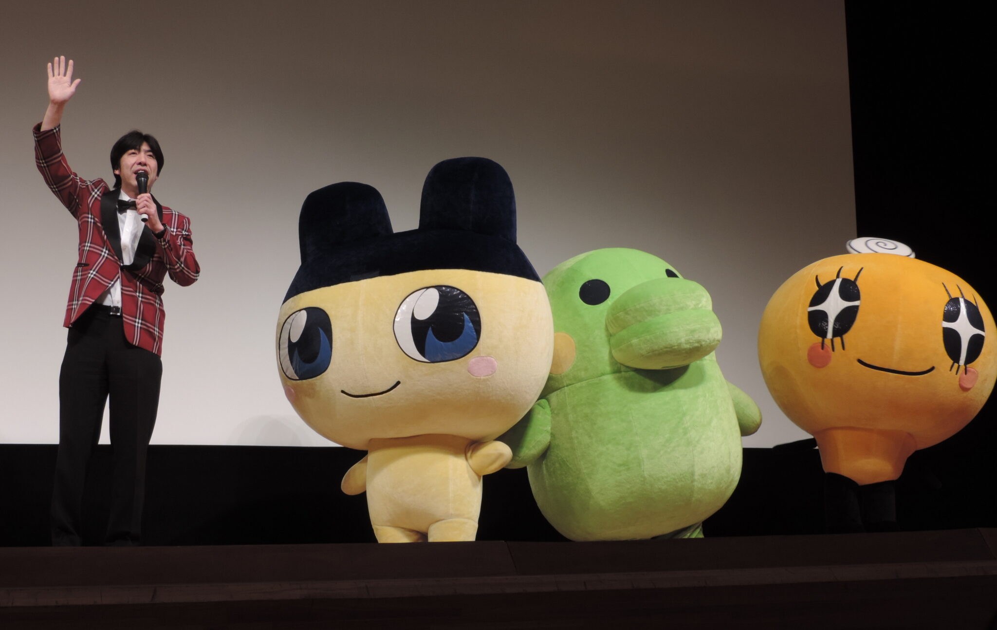 コレクション欲爆発! まめっちがご当地名物になって登場 – emogram[エモグラム]