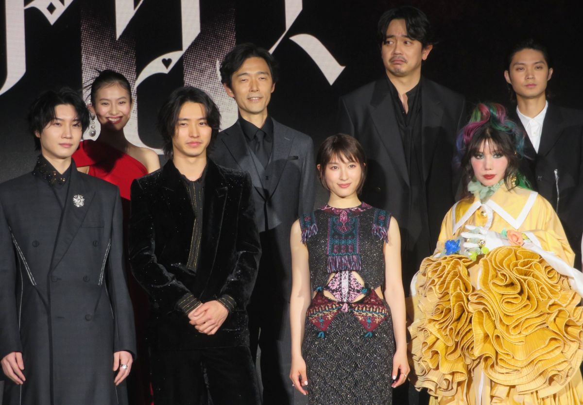 Netflix独占「今際の国のアリス」シーズン3配信開始! SNS大盛り上がり – emogram[エモグラム]