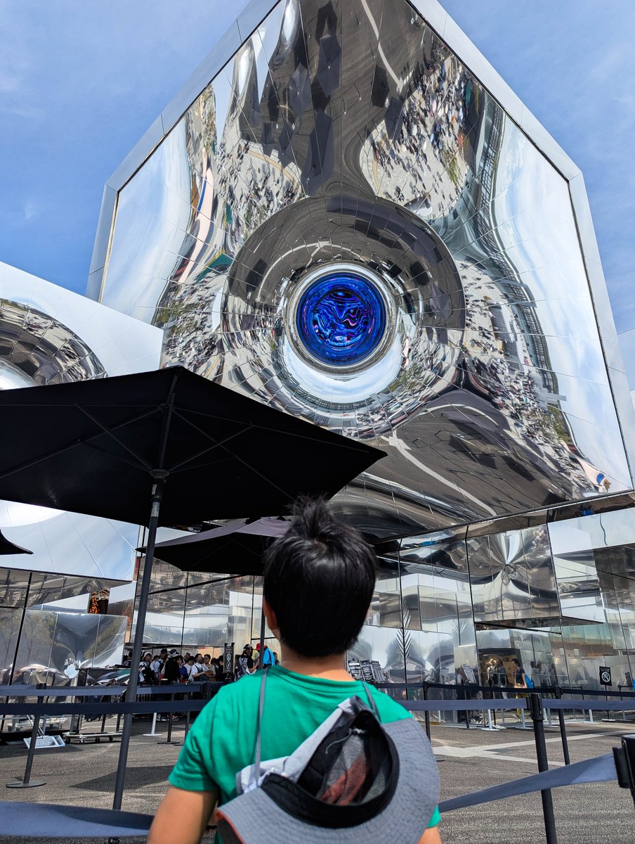 万博の英雄「つじさん」が招待受ける 地図の貢献に称賛の声 – emogram[エモグラム]