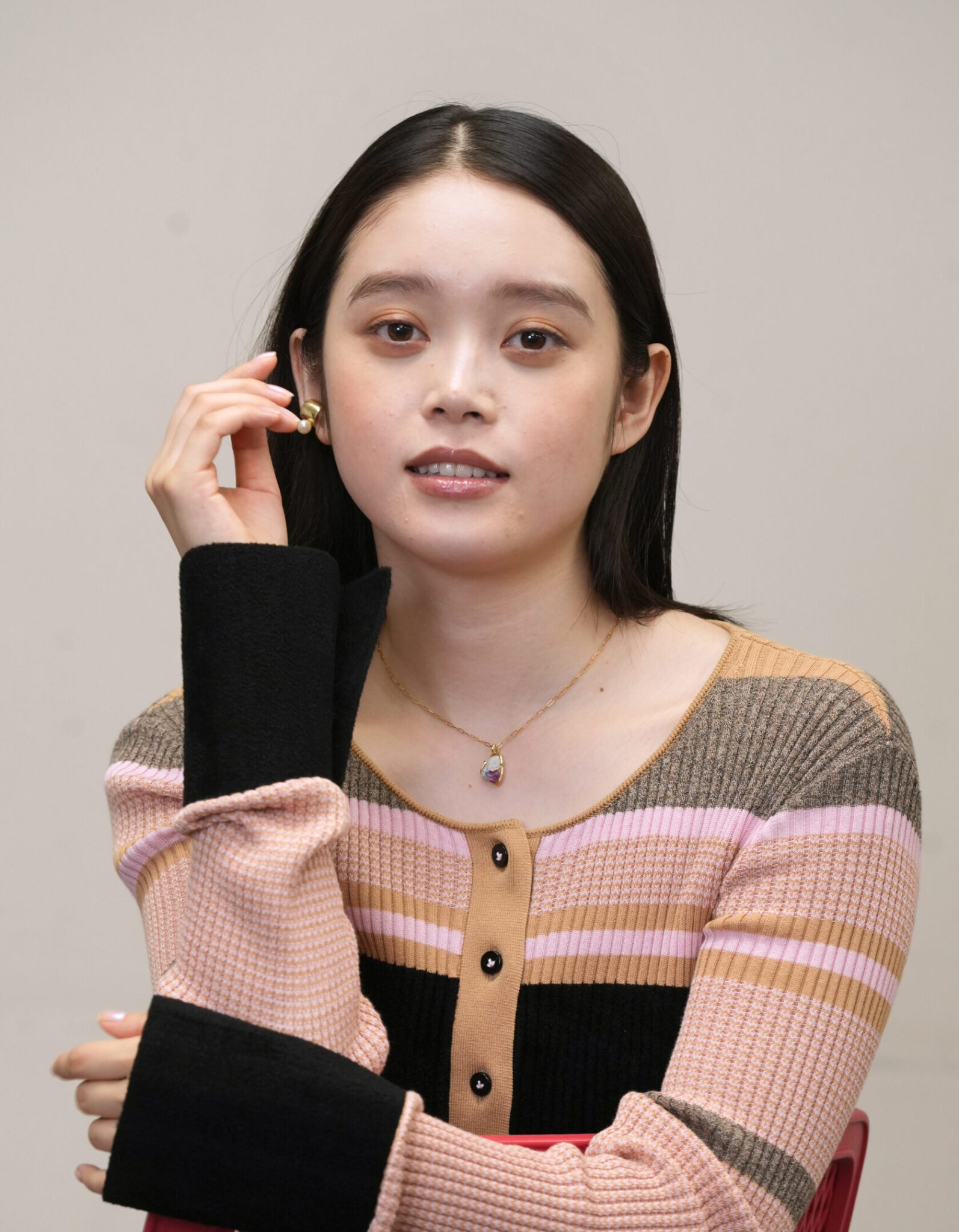 【第25話】NHK朝ドラ「ばけばけ」ヘブン先生の素性判明に「なんでここで教師をやる話を承諾したんだろう?」 – emogram[エモグラム]