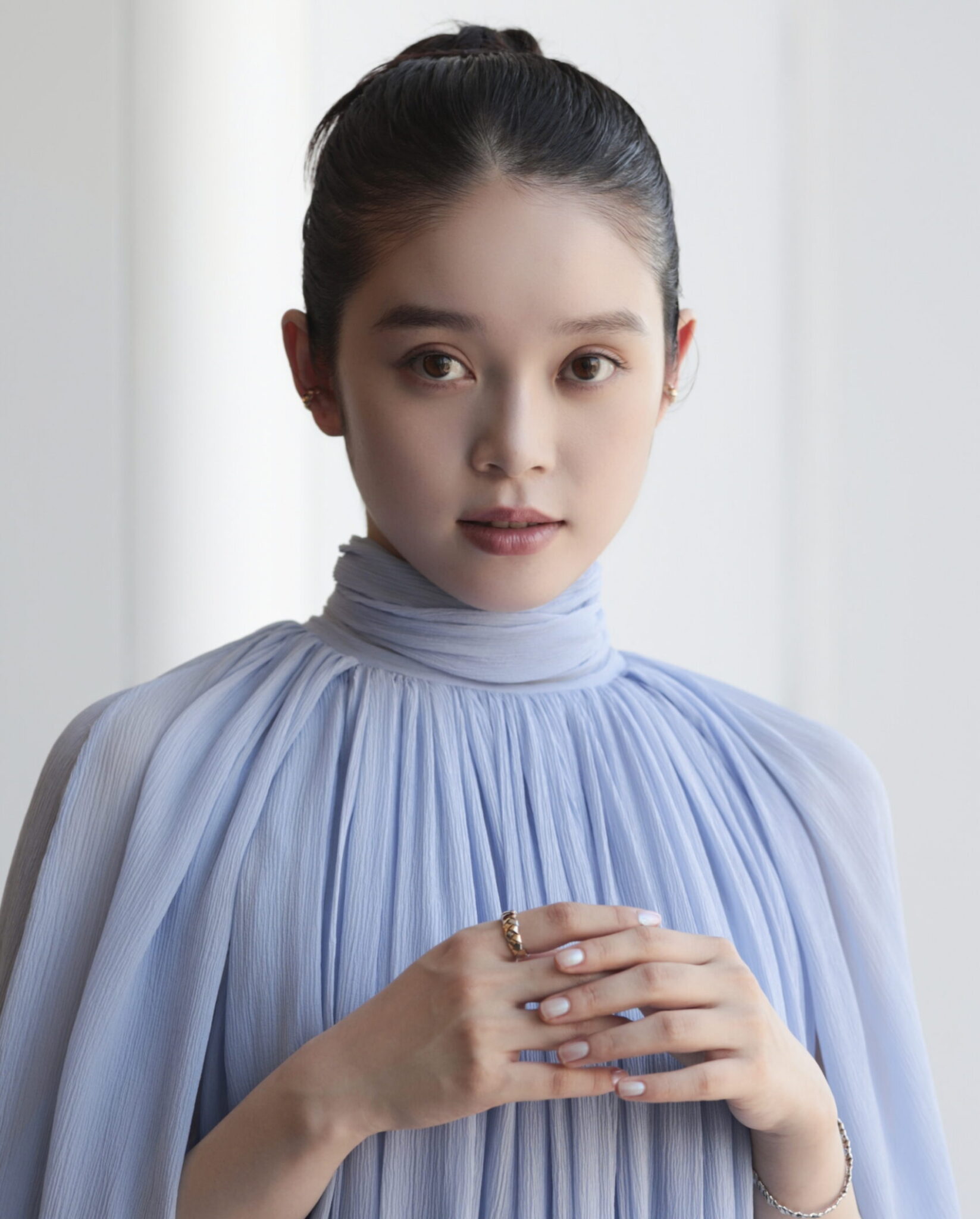 NHK朝ドラ「ばけばけ」トキ役で大人気、高石あかりが後輩たちにエール「私と一緒に挑戦し続けて！」 – emogram[エモグラム]