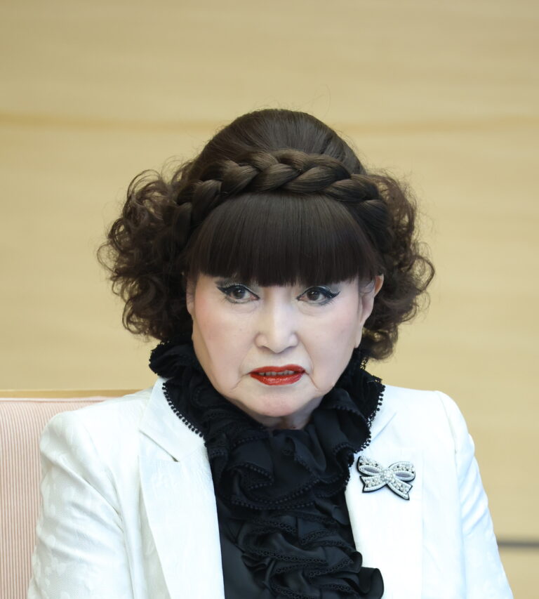 黒柳徹子、はま寿司で爆食い! 90代とは思えぬ食べっぷりに驚き – emogram[エモグラム]