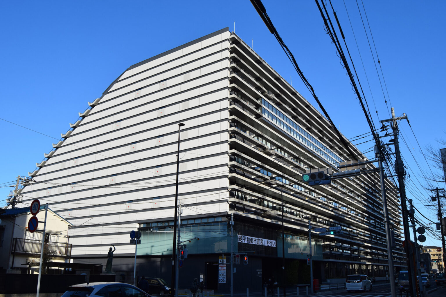 1人のクレームで展示写真撤去「深くおわび」、市川市が対応一転し再展示に「謝れるのえらい 見直せるのえらい」 – emogram[エモグラム]