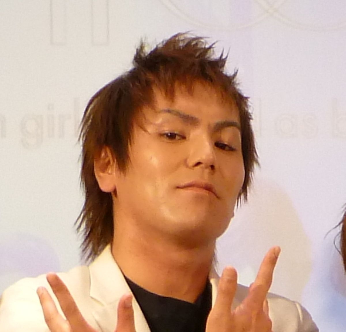 狩野英孝の「まどマギ」副音声にSNS「笑い止まらん」 – emogram[エモグラム]