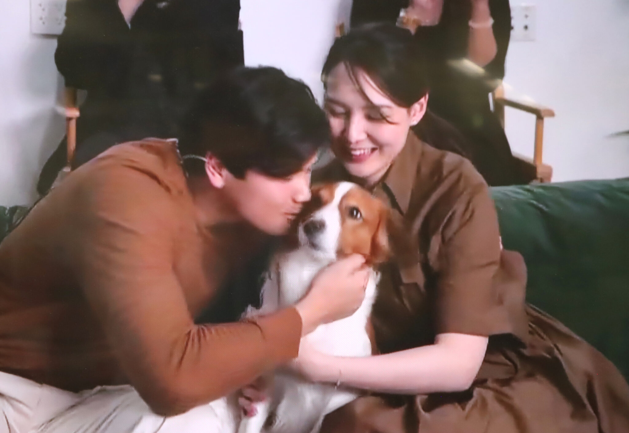 【祝】MVP発表の瞬間デコピンがきょとん顔で「なになになに？」 – emogram[エモグラム]