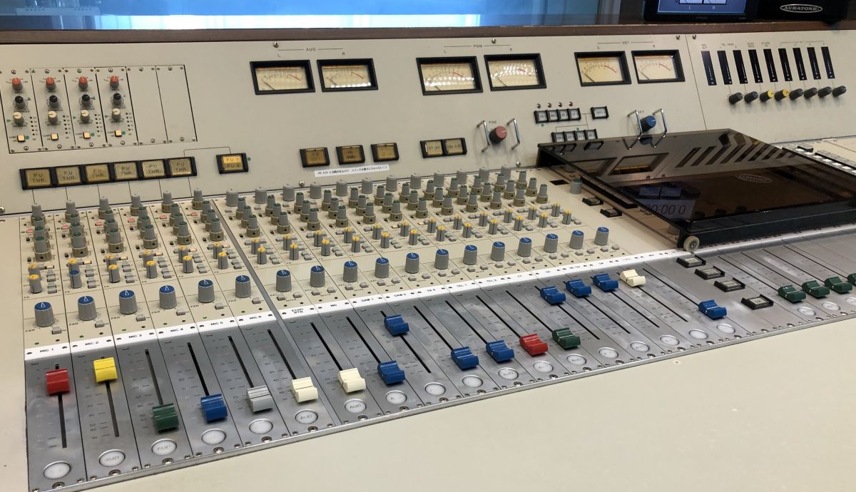 【大抜擢】ローレン・イロアスがANN0初登場 新年放送に「すごすぎる」「絶対聴く」 – emogram[エモグラム]